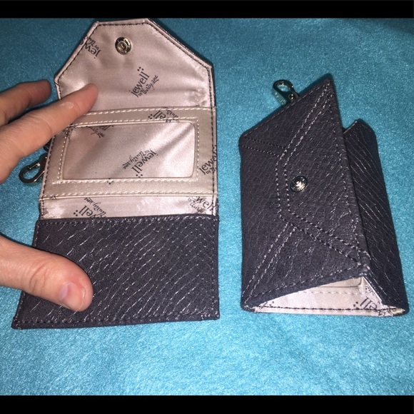 jewell by thirty one | Bags | Jewell By Thirty One Id Key Wallets 2 In ...